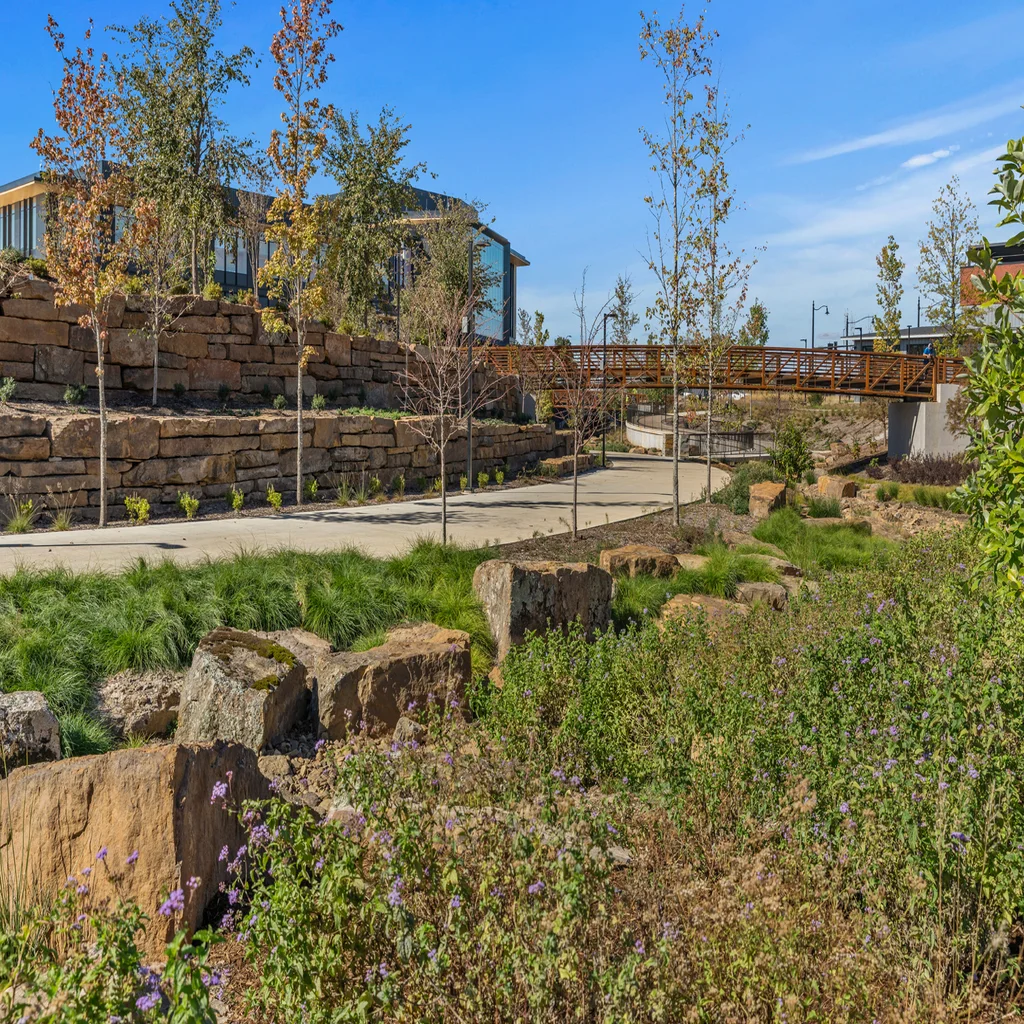 Walmart's new Bentonville campus is a bikeable extension of the city ...
