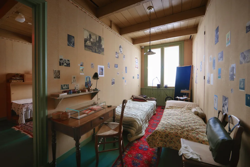 How designers re-created Anne Frank’s secret annex in striking detail ...
