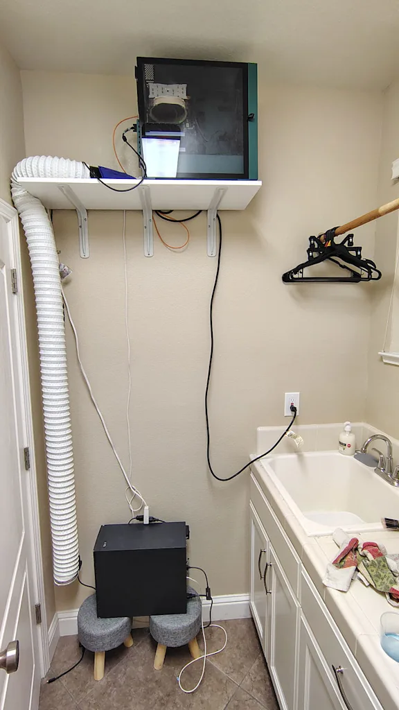 Thanks to AI, this guy is running a Google rival from his laundry room ...