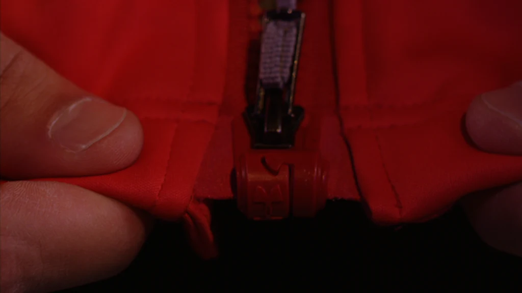 Ingenious Zipper Lets You Zip With One Hand - Fast Company