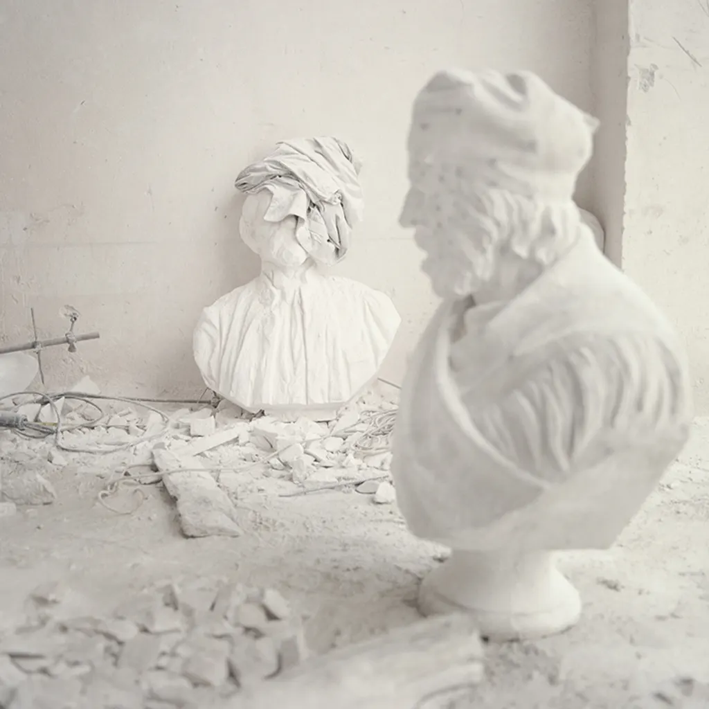 An Incredible Look At Where The World's Counterfeit Statues Are Made ...