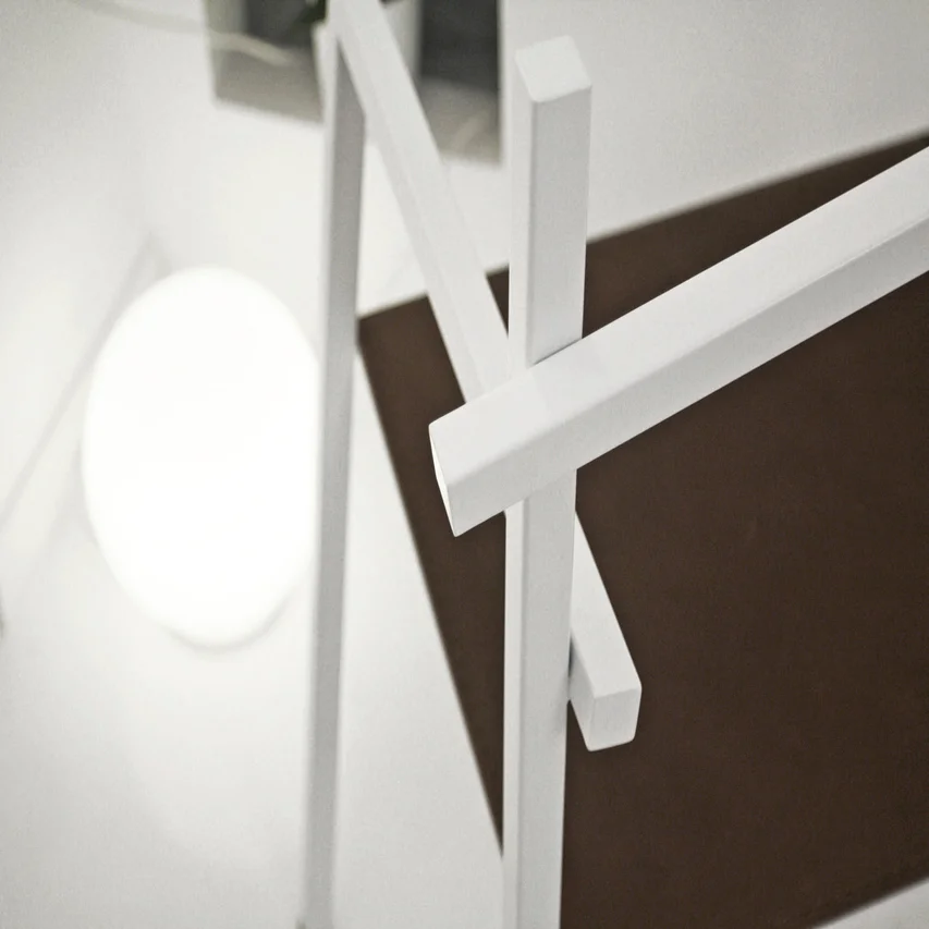 This Chair Looks Like It's Falling Apart, And It's Perfect - Fast Company