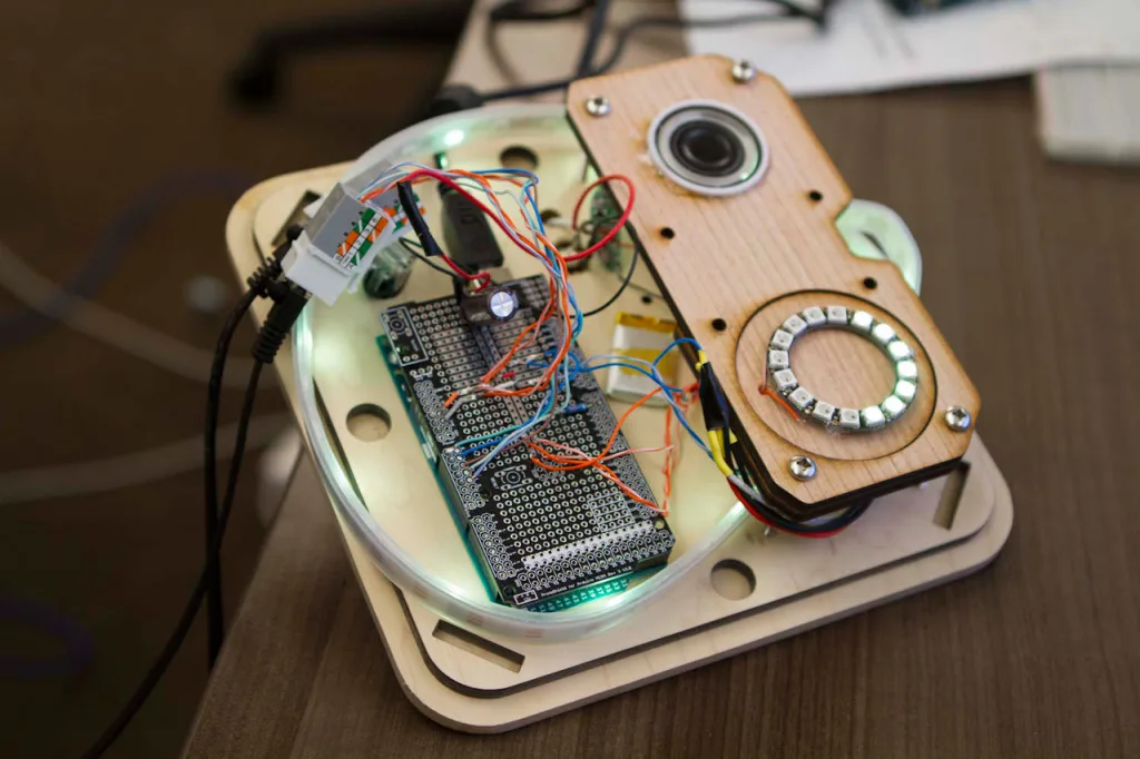 Meet Henri, A Box For Designing The Screenless Interfaces Of Tomorrow ...