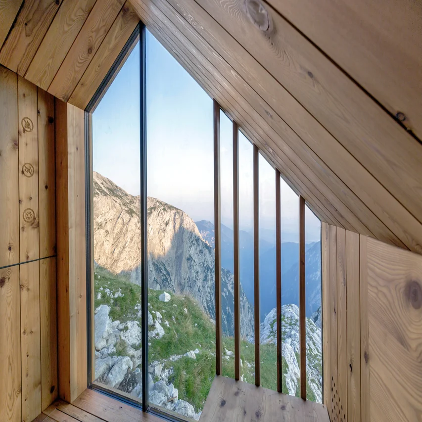 A Stunning Alpine Shelter For Hikers Built To Withstand The Elements ...