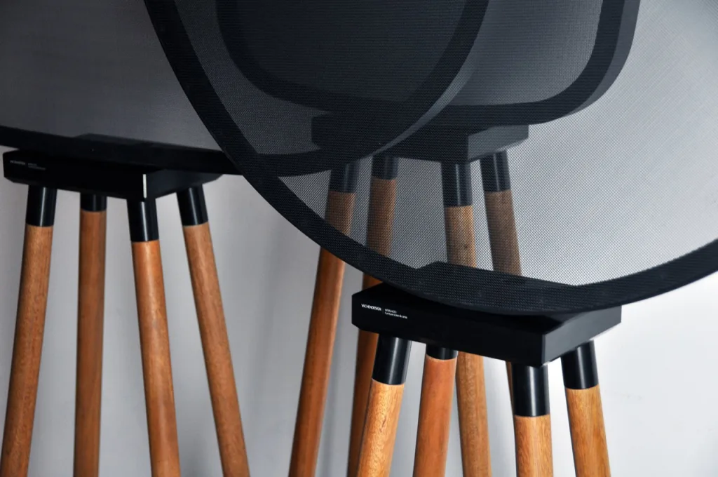 These Ornamental Screens Are Like Lamp Shades Made Into Furniture ...