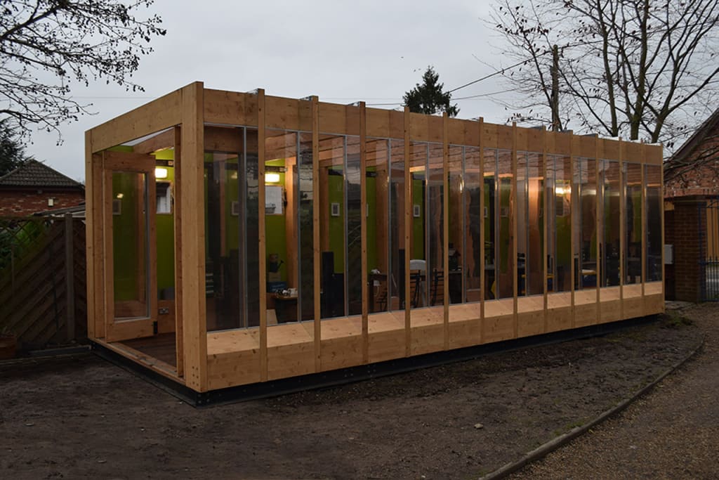 Flood-Proof Hydraulic House Lifts Itself Off The Ground - Fast Company