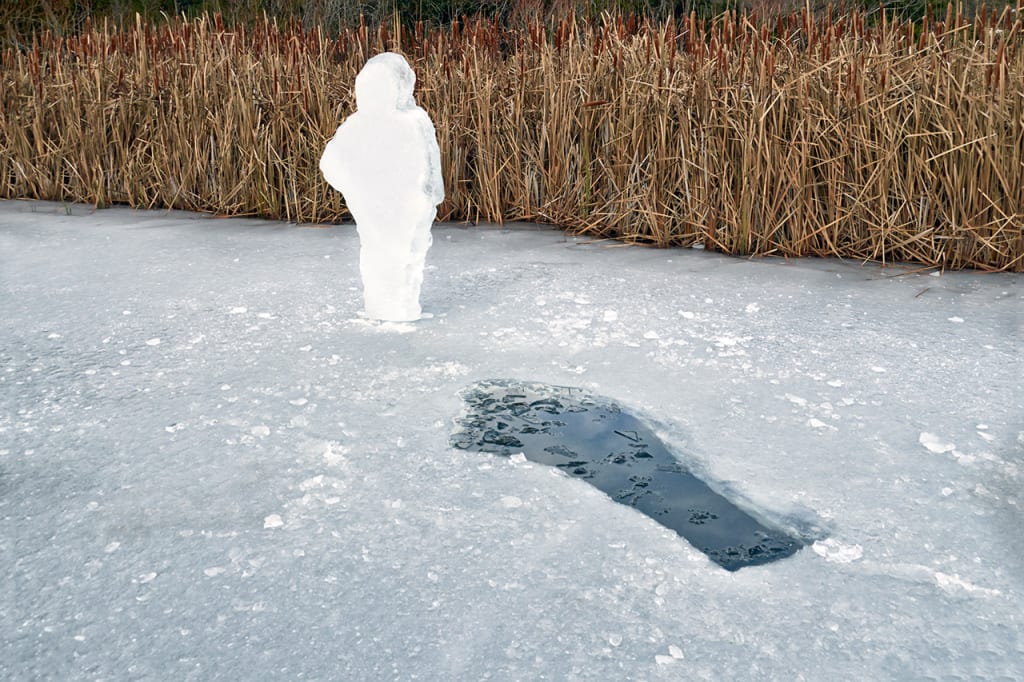 Stunning Photographs Capture Natural Sculptures Before They Disappear ...