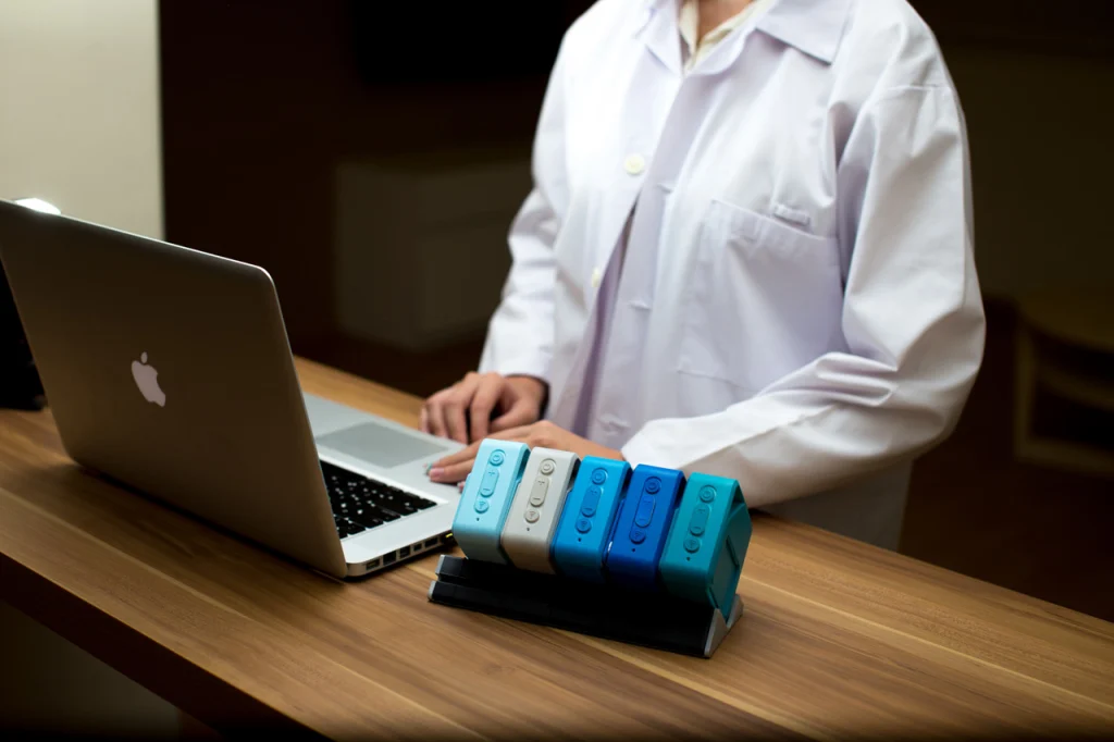 This Device Helps Blind People Navigate The World Through Sound - Fast ...