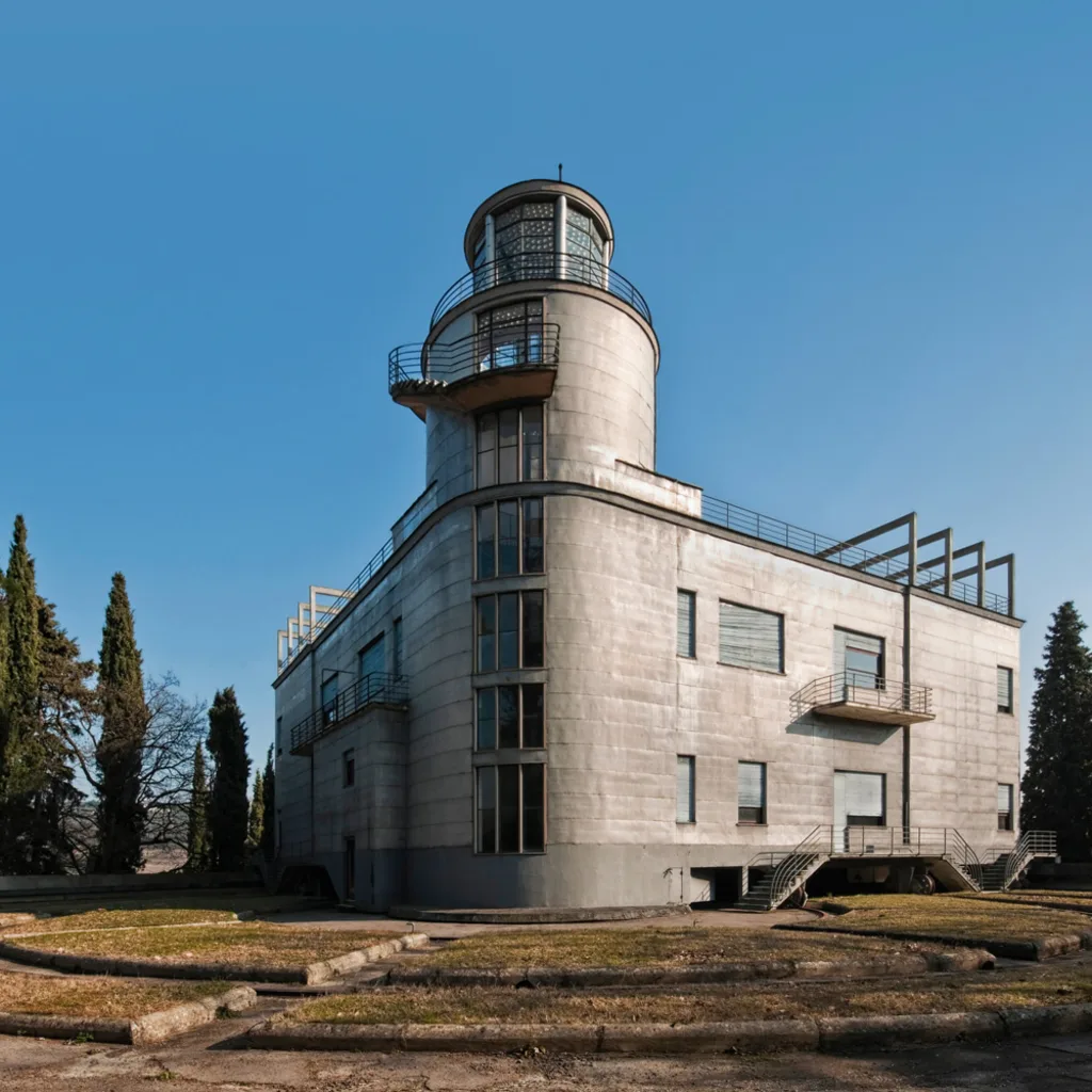 totalitarism architecture