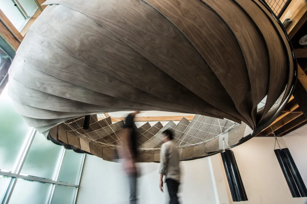 MIT And Google Give The Cubicle A Radical, Shape-Shifting Redesign ...