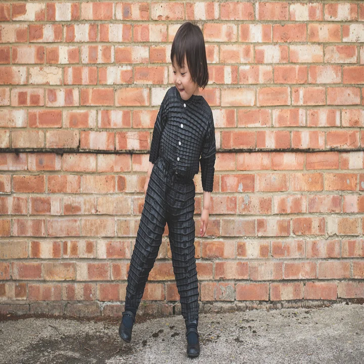 These Expandable Kids' Clothes Are Designed To Grow Six Sizes - Fast ...