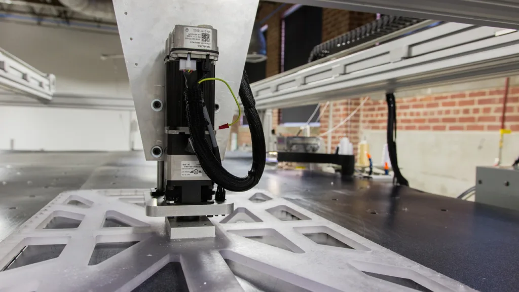 This T-Shirt Sewing Robot Could Radically Shift The Apparel Industry ...