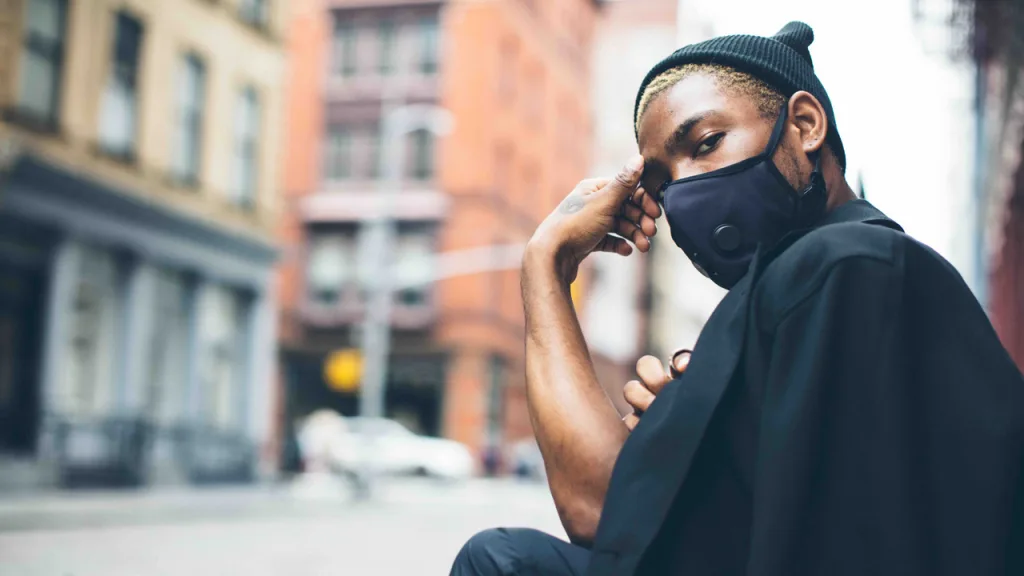 3 Startups Designing Pollution Masks For The Coming Ecopocalypse - Fast ...