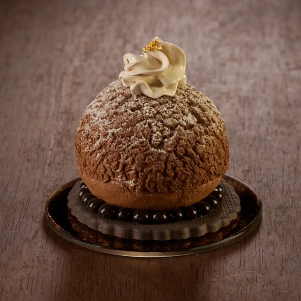 These Hyperrealistic Glass Pastries Are Literal Eye Candy - Fast Company