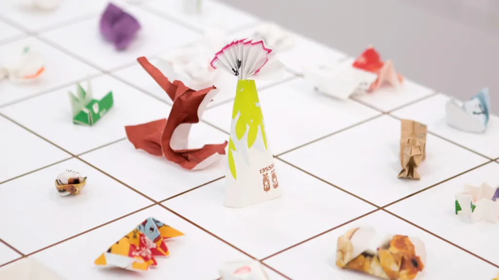 These 8,000 Chopstick Wrapper Sculptures Were Left Behind By Customers ...