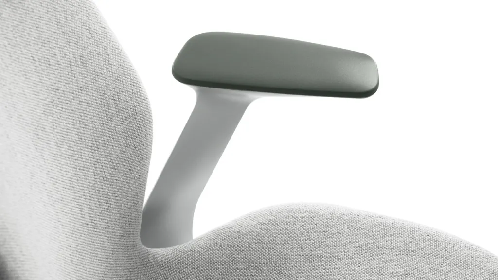 Exclusive: Steelcase's SILQ Is The Office Chair Of The Future - Fast ...