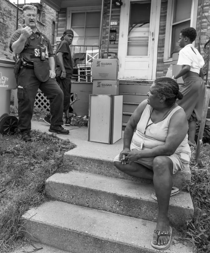 Heartbreaking Photos Of Eviction Day In America - Fast Company