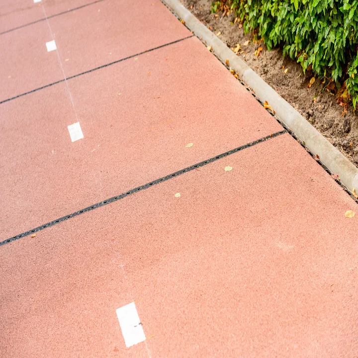 This bike path is made from recycled plastic - Fast Company