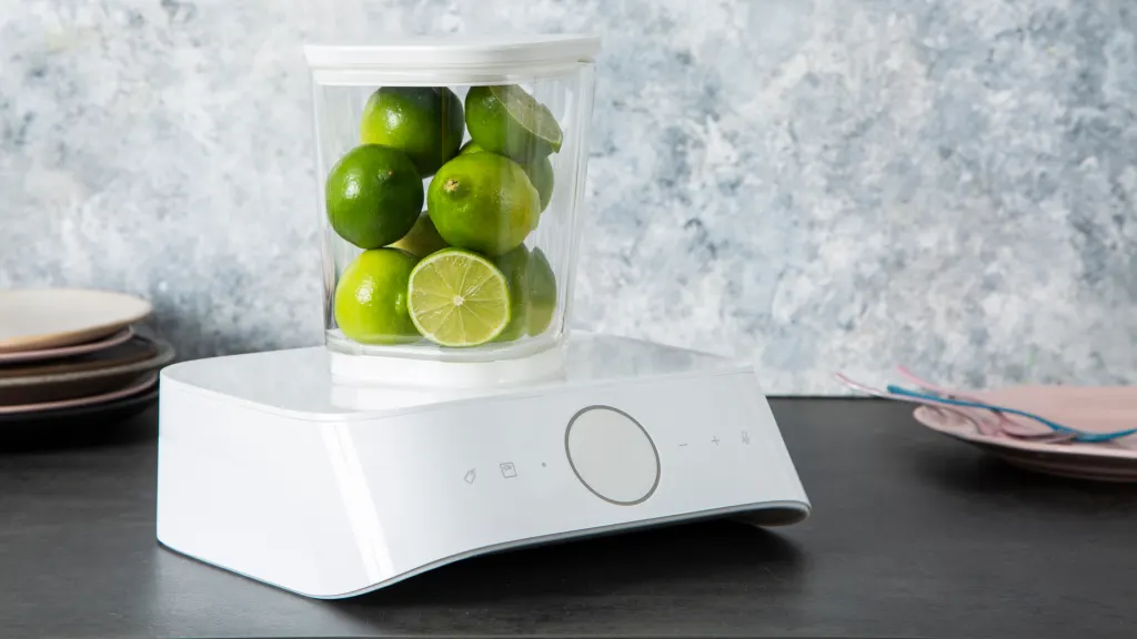 These high-tech storage containers will tell you when food goes bad ...