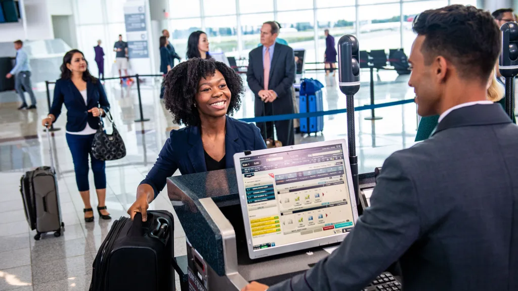 Here's a look at Delta's all-seeing, face-scanning, biometric airline ...