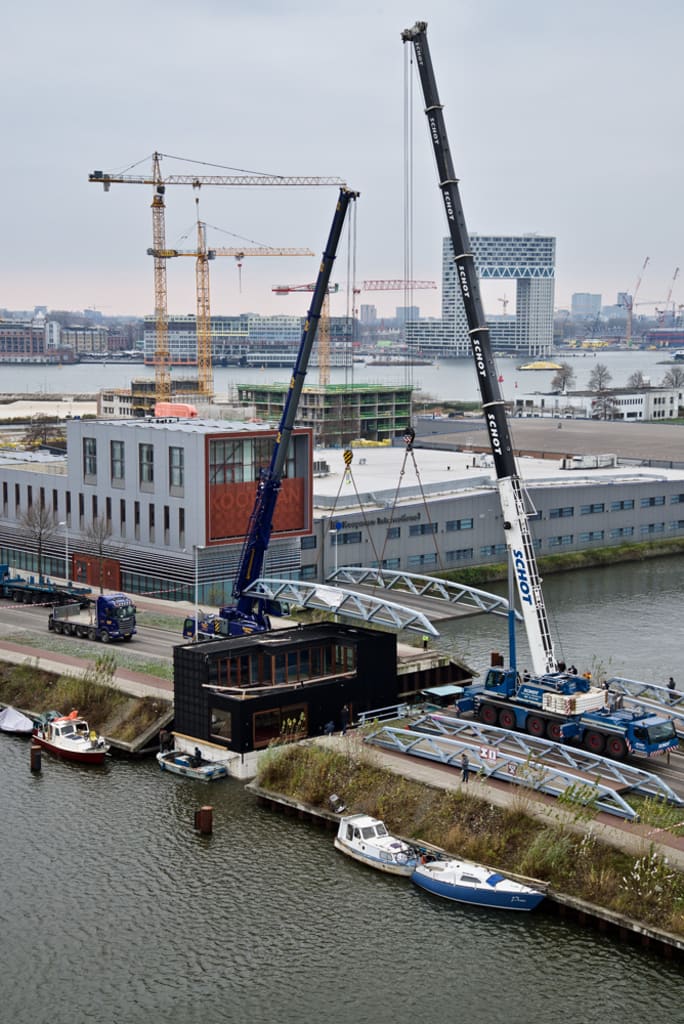 This new neighborhood in Amsterdam is made of floating houses - Fast ...