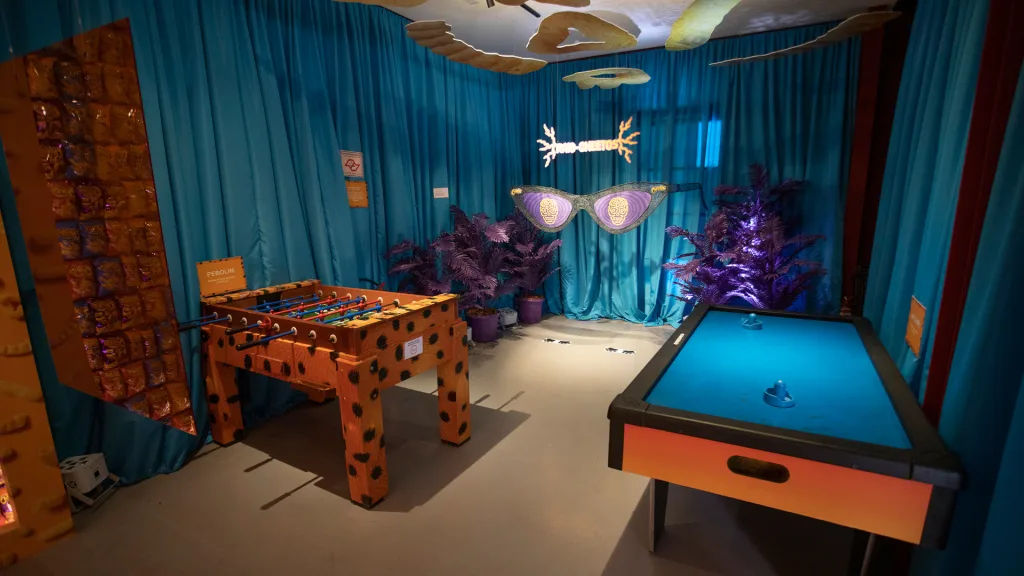 You have to see this Cheetos-themed mansion, a real thing that actually ...