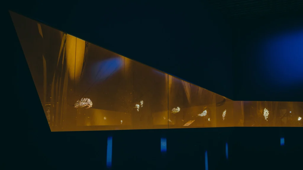 A visual history of the most coveted design object of all: Tiaras ...