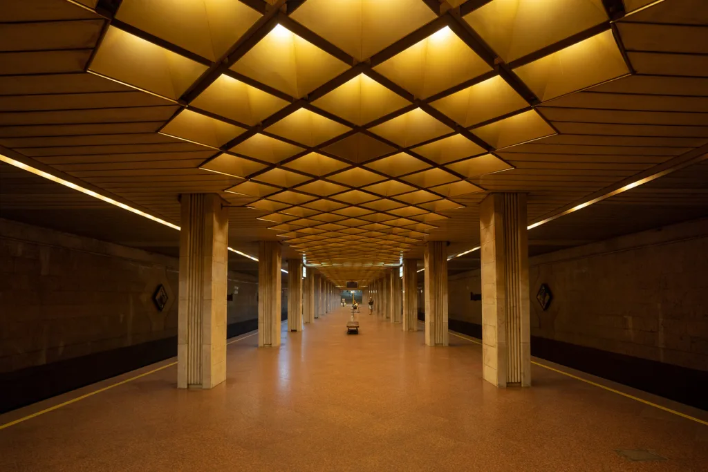 Step inside the mind-blowing subway stations of the former Soviet Union ...