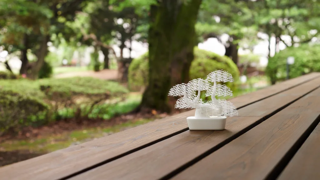 The bonsai tree gets a high-tech, user-friendly redesign - Fast Company