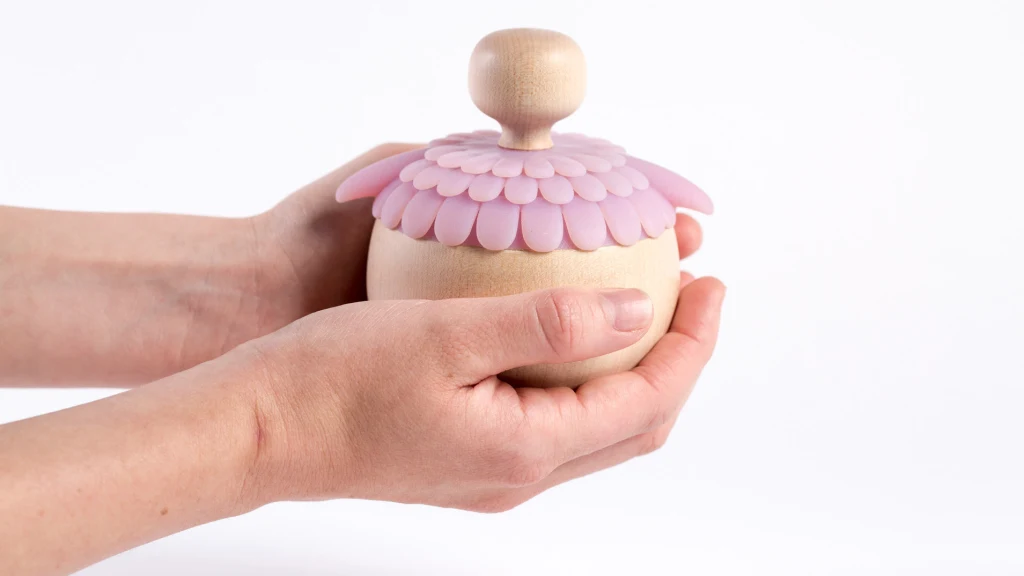 These abstract therapy dolls help kids recover from trauma - Fast Company