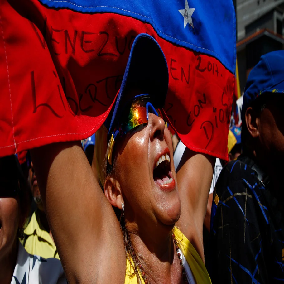 See the explosive protests of 2019 in stunning photos - Fast Company