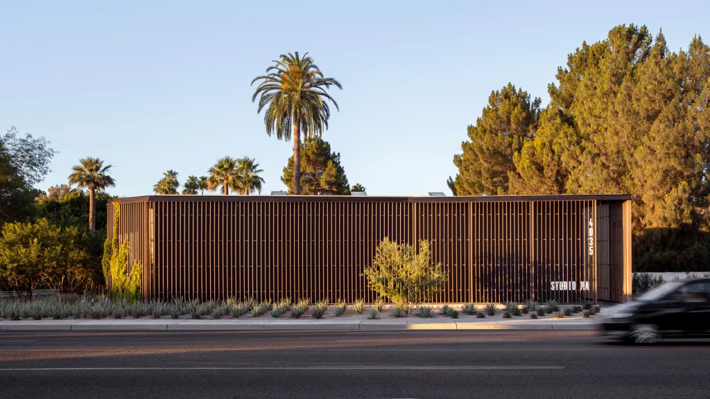 In Arizona, a case study in how architecture can adapt to climate ...