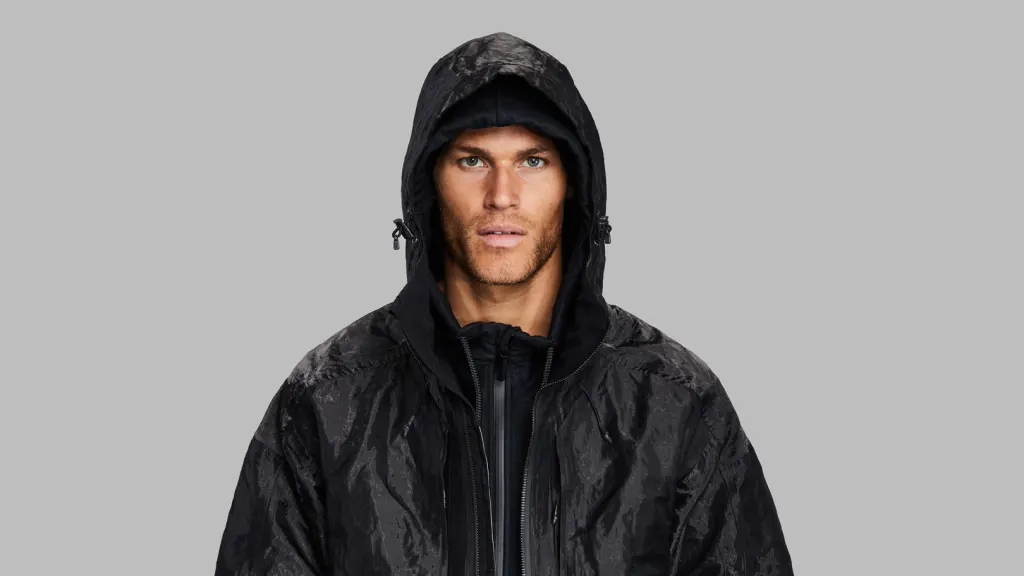 This $1K copper jacket is designed to kill viruses and bacteria - Fast ...