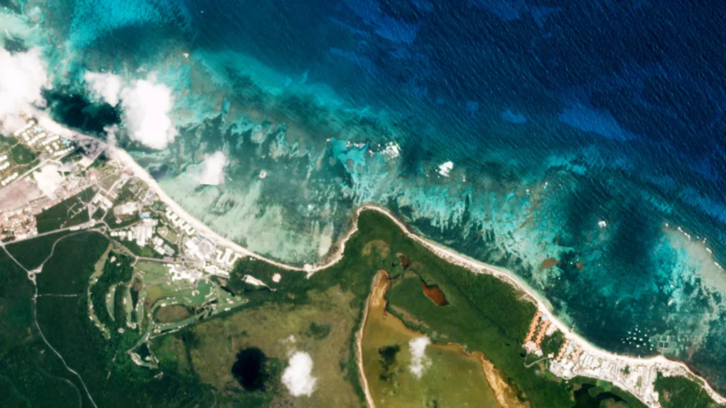 This map is the first-ever to show every single coral reef in the ...