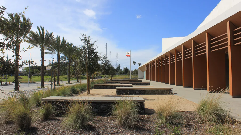 L.A. loses 100 billion gallons of water a year. This park is helping ...