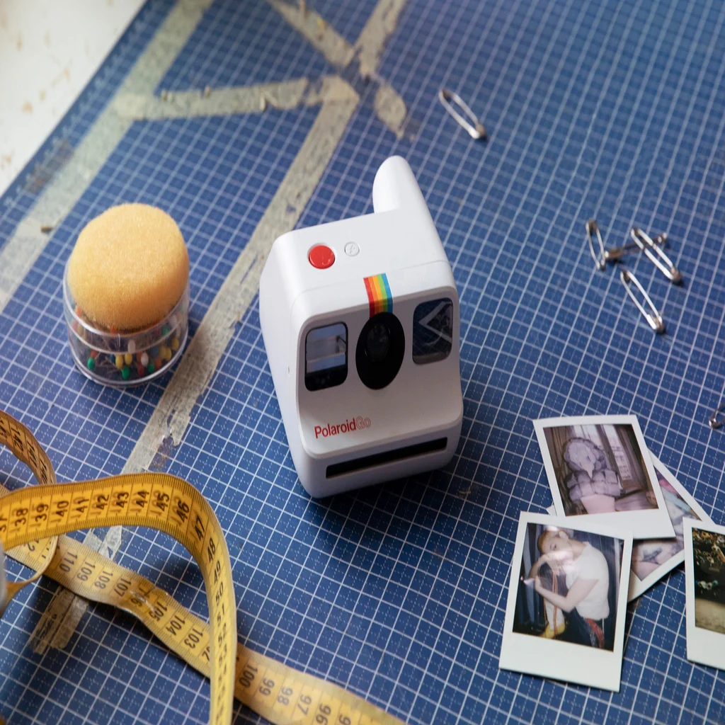 Polaroid Go is an adorable instant camera that fits in your pocket ...