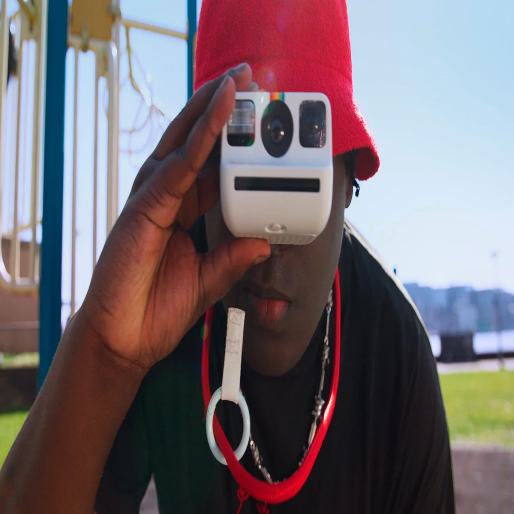 Polaroid Go is an adorable instant camera that fits in your pocket ...