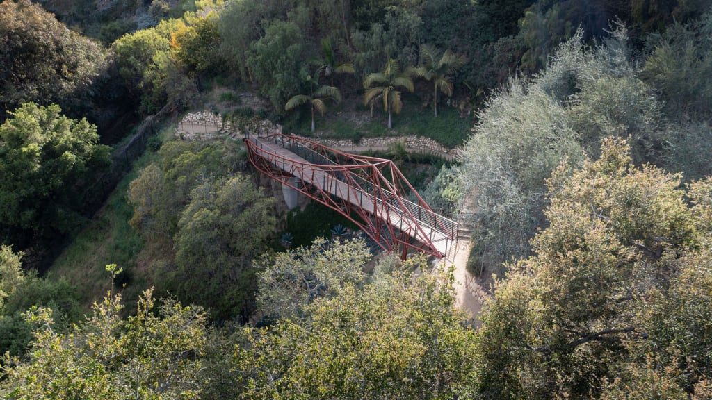 This incredible bridge was designed by students—and built by robots ...