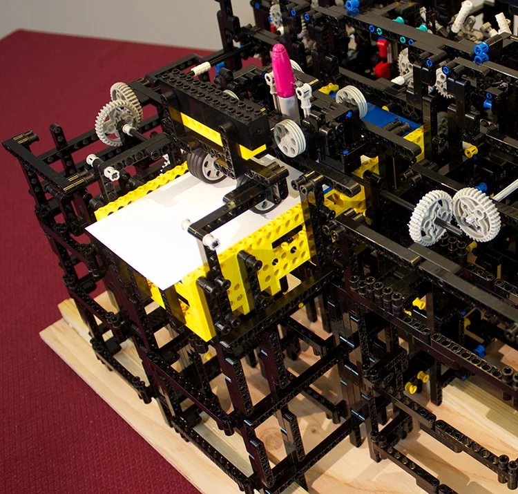 Apple Engineer Creates Elaborate Drawing Machine, Using Legos - Fast ...