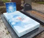 Disrupting Death: These Customized Tombstones Let You Take Your ...