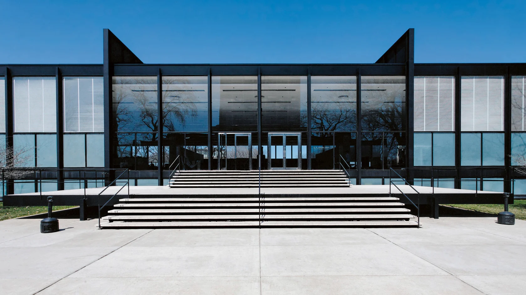 Atlas of mid-century modern architecture tracks a global movement ...