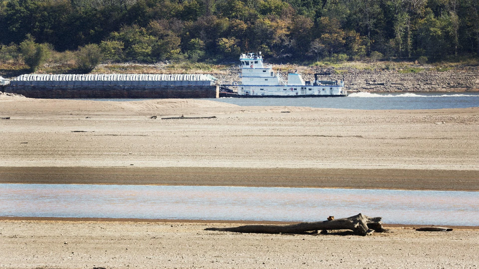 Mississippi River levels are dangerously low—trouble for farmers ...