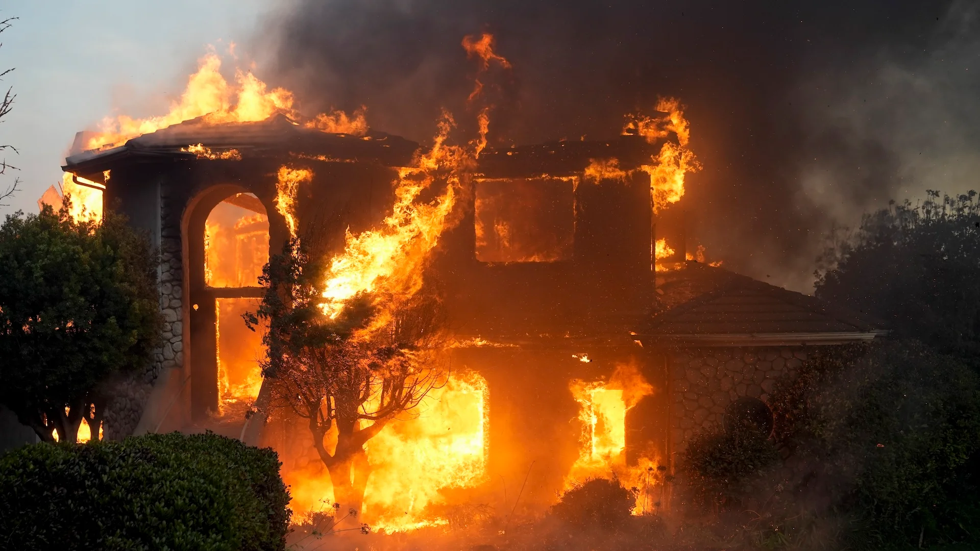 California will require insurance companies to offer coverage in ...