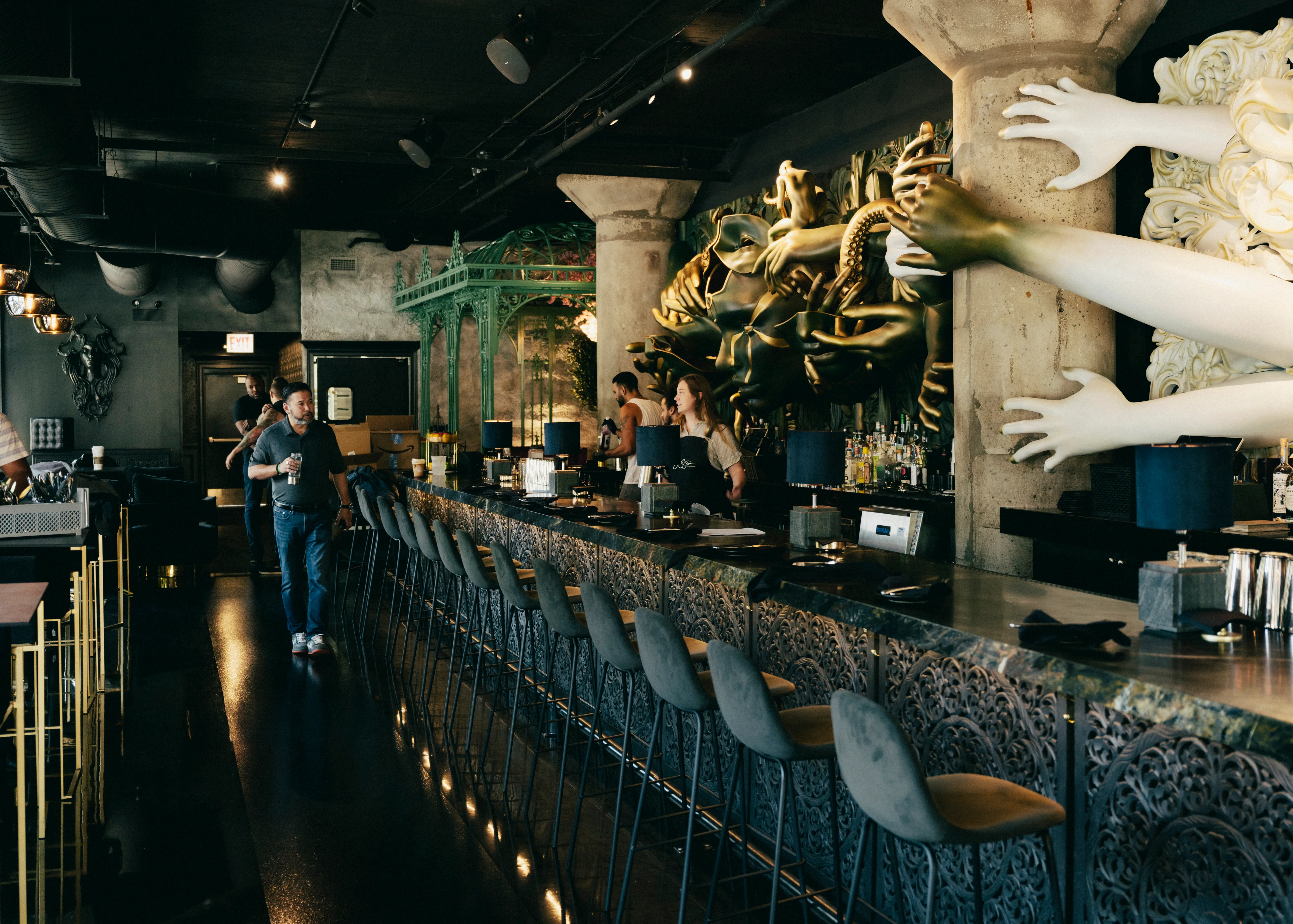 The best bars for business: Chicago | Fast Company Custom Studio