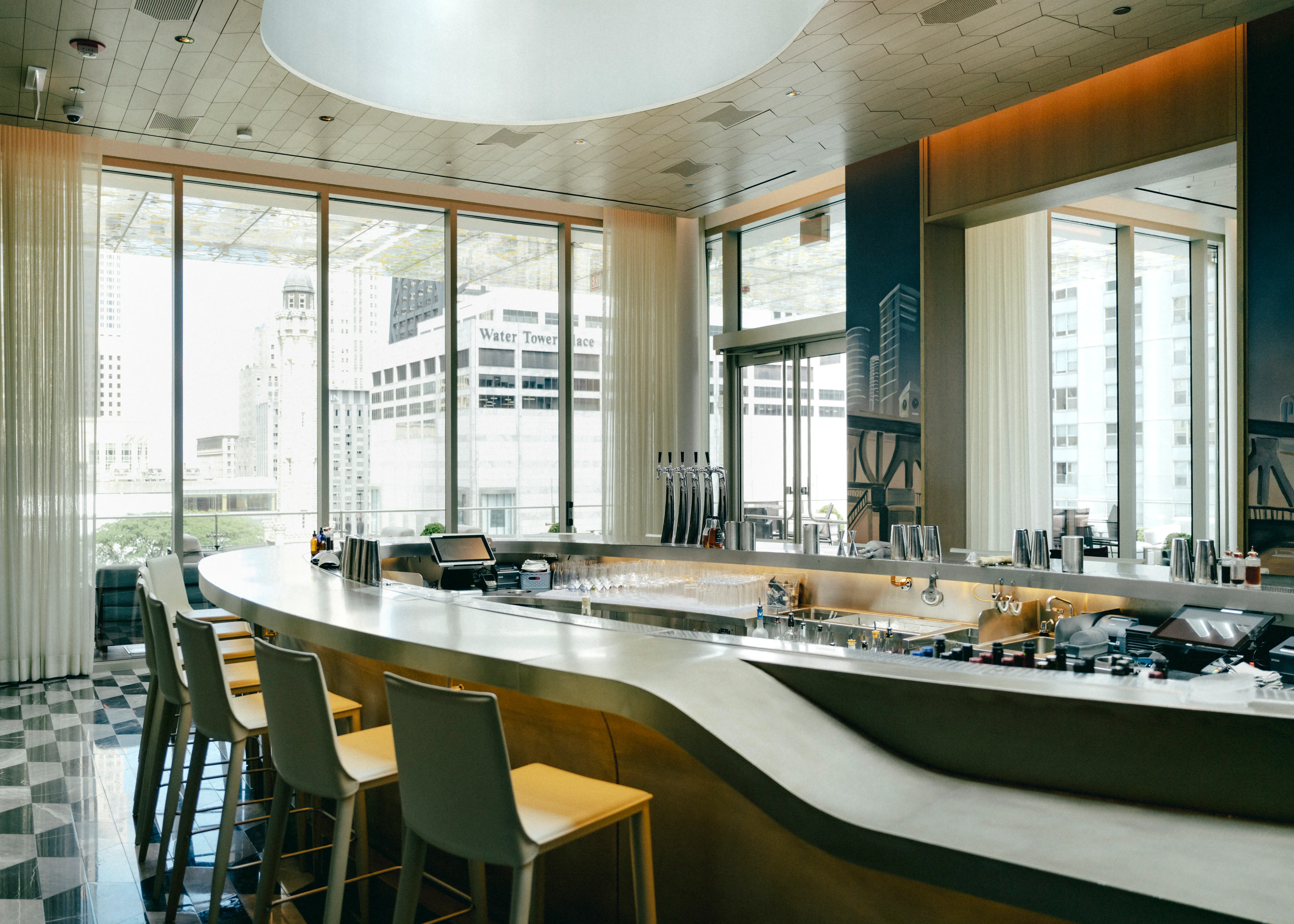The best bars for business: Chicago | Fast Company Custom Studio