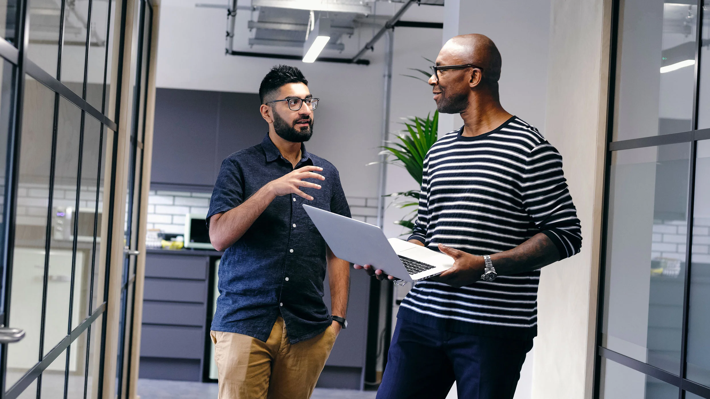 How to make the most of a hallway chat - Fast Company