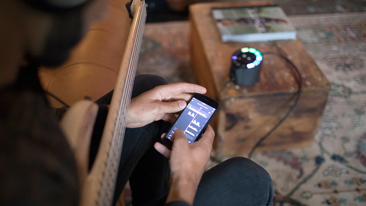 This Little Wireless Gadget Turns Your iPhone Into A DIY Recording ...
