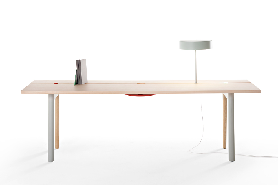 A Table That Changes To Suit Any Of Your Neurotic Whims - Fast Company