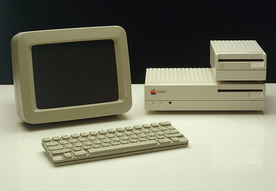 From Phones To Tablets: 26 Apple Designs That Never Came To Be - Fast ...