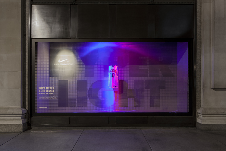 Nike's Kinect-Powered Window Displays Are Watching You - Fast Company